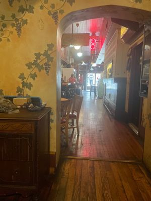 RIZZ’S - Updated December 2025 - 61 Photos & 52 Reviews - 84 W Main St ...