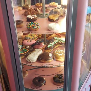 VOODOO DOUGHNUT - Updated November 2024 - 2785 Photos & 2105 Reviews ...