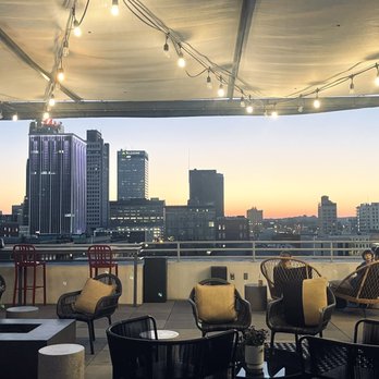 AGĀSI 7 ROOFTOP BAR AND KITCHEN - Updated June 2024 - 84 Photos & 68 ...