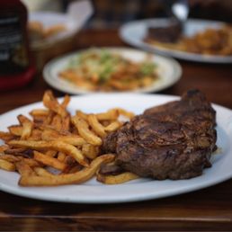 PYRENEES CAFE - Updated November 2025 - 432 Photos & 327 Reviews - 601 ...