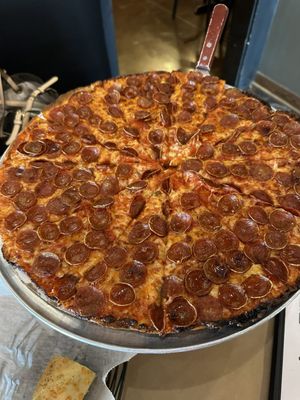 EDDIE’S PIZZERIA CERINO - Updated August 2025 - 161 Photos & 201 Reviews - 7305 Broadview Rd ...