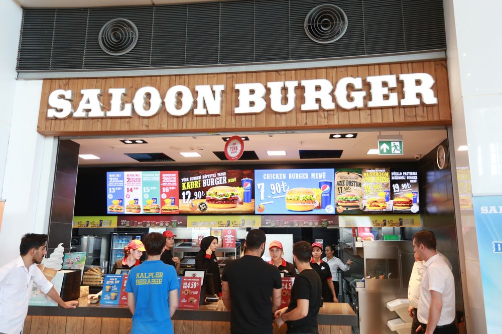 SALOON BURGER - Updated July 2024 - Cevizlik Mah., İstanbul, Turkey ...