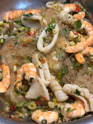 KIN THAI ZABB RICE & NOODLE - 401 Photos & 197 Reviews - 5872 Samet Dr ...