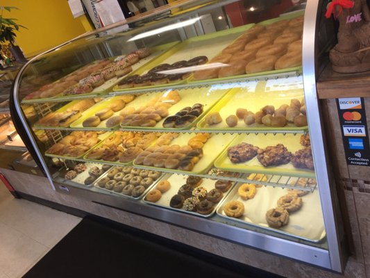 INTOWN DONUTZ - 37 Photos & 44 Reviews - 508 E Mountain St ...