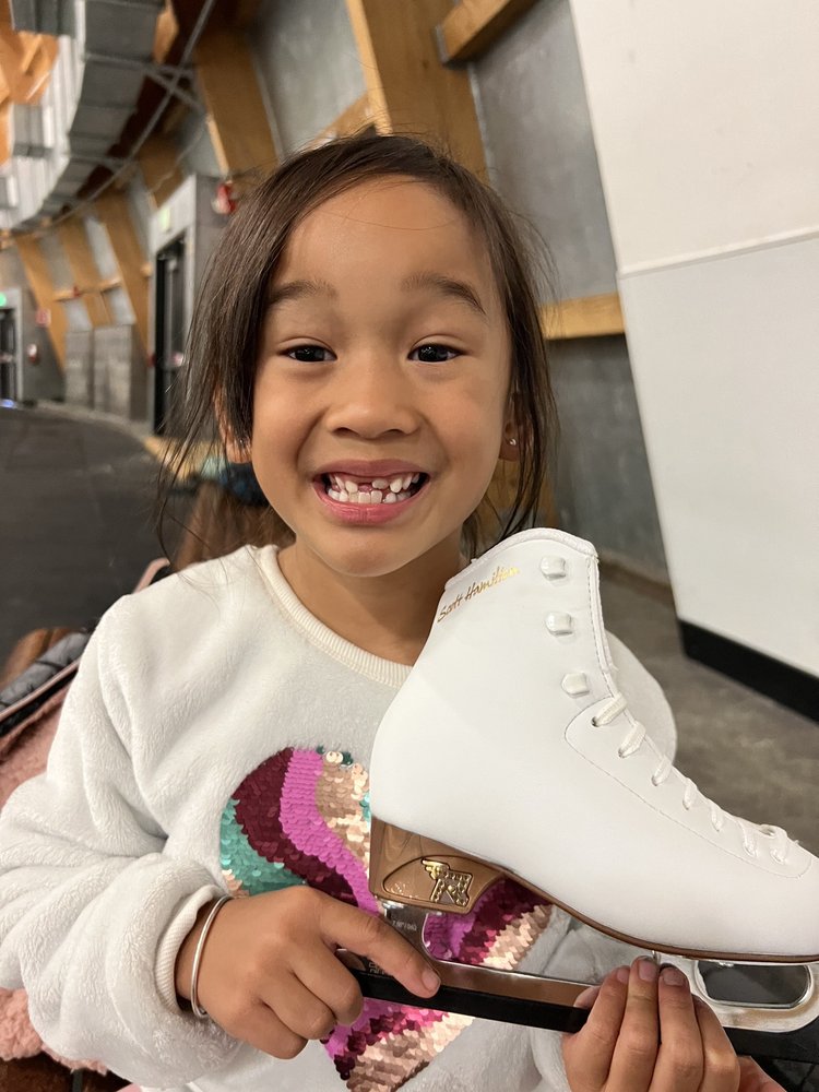 THE RINKS - ANAHEIM ICE - Updated August 2024 - 219 Photos & 216 ...