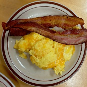 OLE’S WAFFLE SHOP - Updated November 2024 - 1288 Photos & 1756 Reviews ...