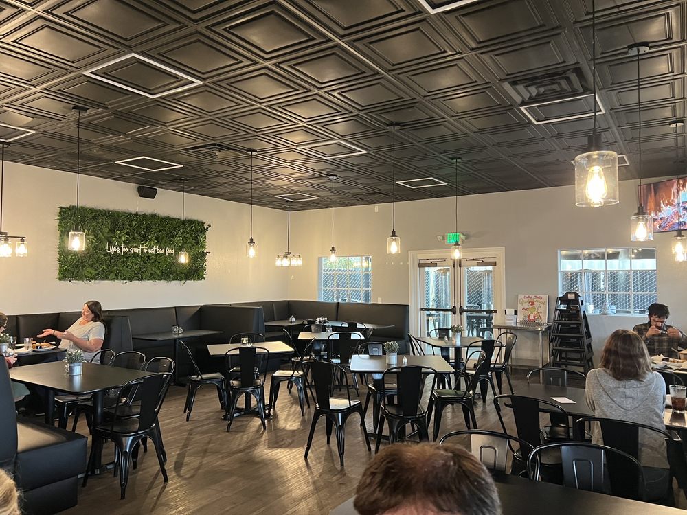 Rachel's Cafe and Eatery, Ramona | Roadtrippers