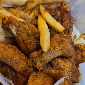 THE ORIGINAL J.R. CRICKETS IN MIDTOWN ATLANTA - Updated April 2025 ...