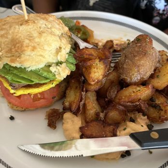 KINDRED - Updated May 2024 - 3114 Photos & 1717 Reviews - 1503 30th St ...