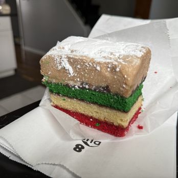 CAKED UP CAFE - Updated October 2025 - 284 Photos & 213 Reviews - 40 S ...