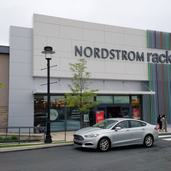 NORDSTROM RACK - Updated May 2025 - 91 Photos & 39 Reviews - 101 Town ...