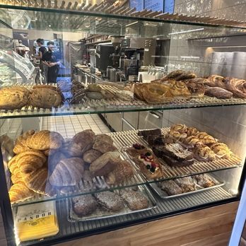 PANDOR ARTISAN BAKERY & CAFÉ - Updated August 2024 - 152 Photos & 110 ...