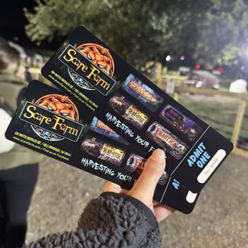 SCARE FARM - Updated December 2025 - 13 Reviews - 120 S Branch Rd ...