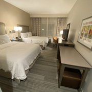 HAMPTON INN LONG BEACH AIRPORT - 148 Photos & 89 Reviews - 3771 N ...