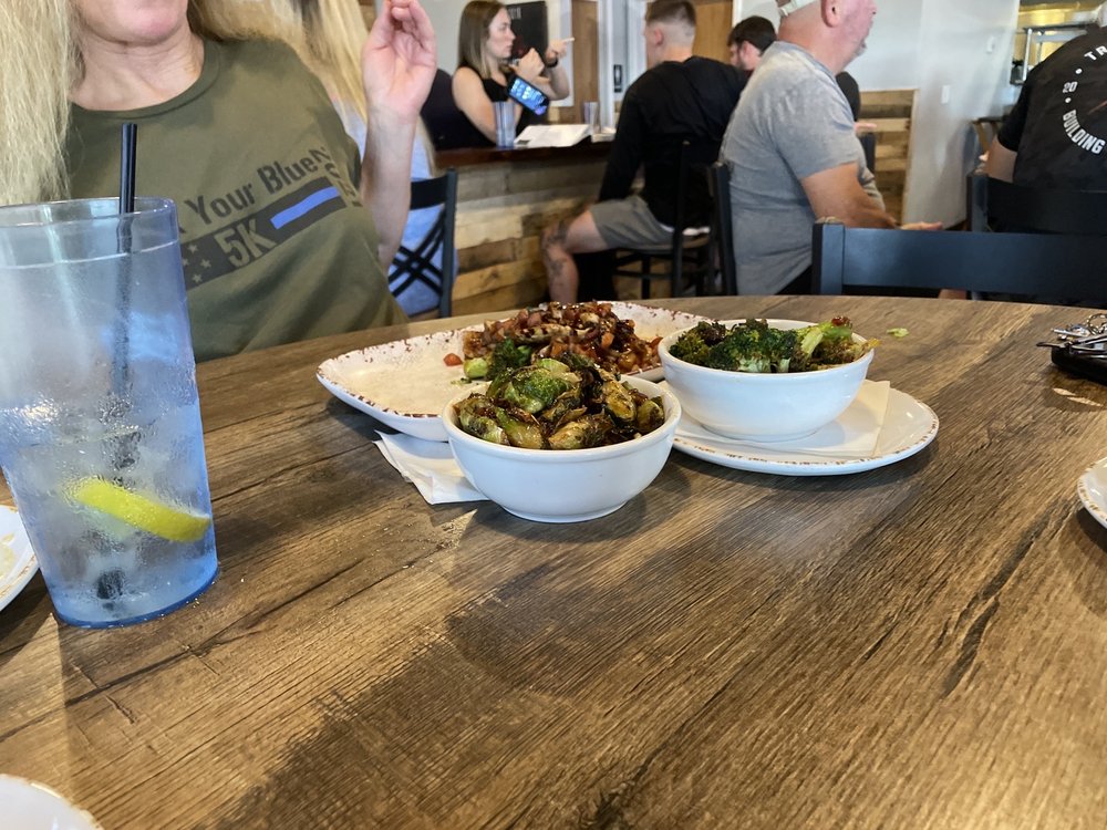 HARRYS TAP HOUSE JEFFERSONVILLE - Updated July 2025 - 5580 IN-62 ...