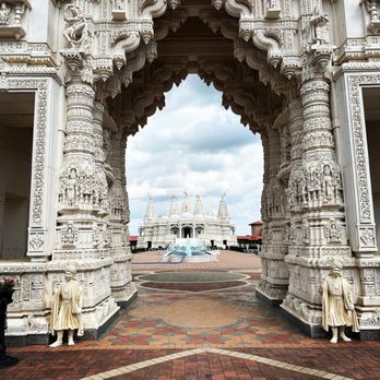 BAPS SHRI SWAMINARAYAN MANDIR, CHICAGO - Updated November 2025 - 263 ...