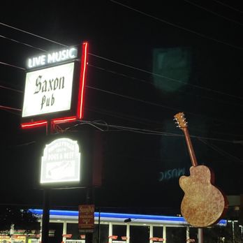 THE SAXON PUB - Updated May 2025 - 194 Photos & 219 Reviews - 1320 S ...