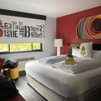 STAYPINEAPPLE, HOTEL FIVE, DOWNTOWN SEATTLE - Updated September 2025 ...