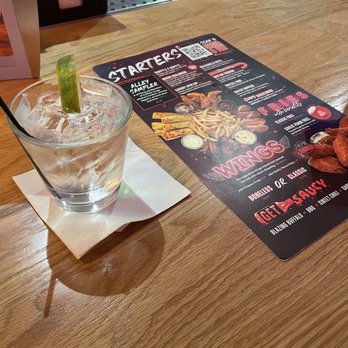 BOWLERO OXNARD - Updated July 2025 - 161 Photos & 187 Reviews - 601 ...