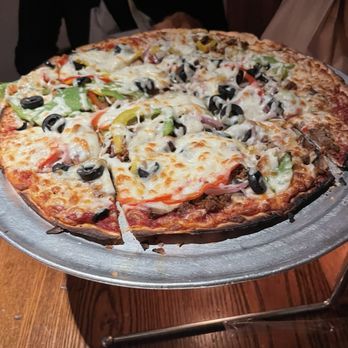 ENO’S PIZZA TAVERN - Updated August 2025 - 1030 Photos & 1253 Reviews ...