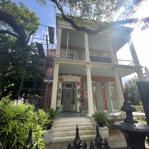 ANN RICE HOUSE - 22 Photos - 1239 First St, New Orleans, Louisiana ...