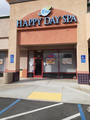 NEW HAPPY DAY SPA - 39 Photos & 213 Reviews - 2121 Natomas Crossing Dr ...