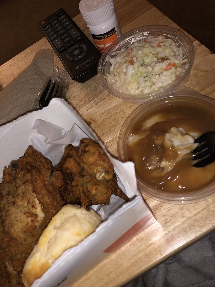 KFC - Updated August 2025 - 15 Photos & 17 Reviews - 7350 Oxford Ave ...