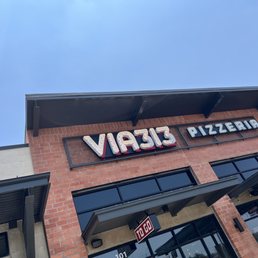 VIA 313 PIZZA - Updated July 2025 - 343 Photos & 263 Reviews - 7010 ...