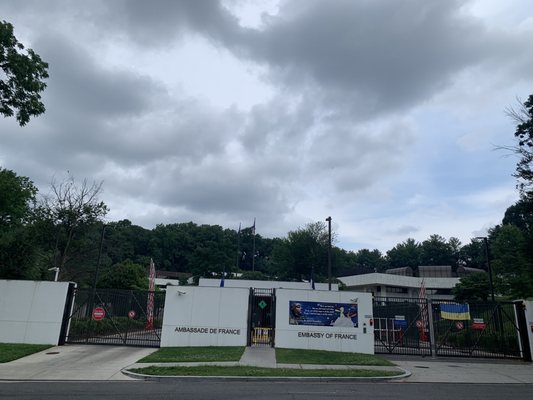 EMBASSY OF FRANCE - Updated May 2024 - 72 Photos & 39 Reviews - 4101 ...