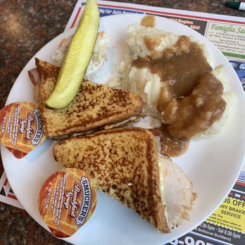 REDWOOD DINER - Updated December 2025 - 53 Photos & 64 Reviews - 2688 ...