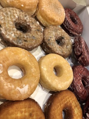 DONUT COUNTRY - Updated July 2025 - 14 Photos & 17 Reviews - 1691 ...