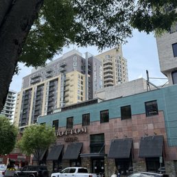 OLAZZO - Updated August 2025 - 616 Photos & 810 Reviews - 7921 Norfolk ...