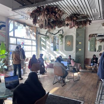 HELLO DARLING - Updated October 2025 - 195 Photos & 97 Reviews - 1610 ...