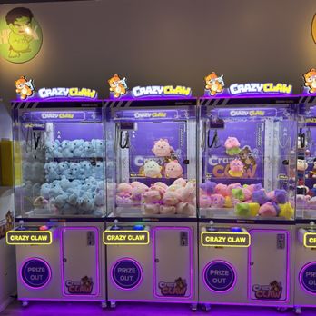CRAZY CLAW - Updated December 2025 - 29 Photos - 7654 W Reno Ave ...