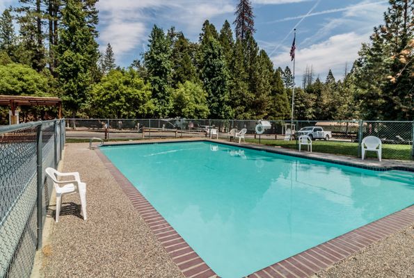 OUTDOORSY YOSEMITE - 111 Photos & 31 Reviews - 39744 Rd 274, Bass Lake ...