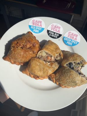 CAFÉ TOLA - 15 Photos & 33 Reviews - Food near 2489 N Milwaukee Ave ...