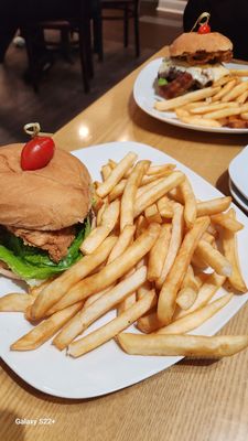 9FIVE KITCHEN AND BAR - Updated November 2024 - 72 Photos & 35 Reviews ...