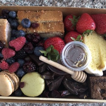 GRAZE CRAZE CHARCUTERIE BOARDS & BOXES - EAST ONTARIO, CA - Updated ...