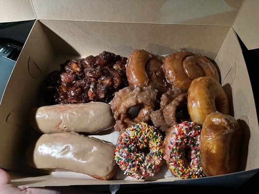 HAPPY DONUTS - Updated September 2024 - 154 Photos & 461 Reviews - 305 ...