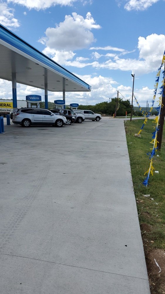 FUEL EXPRESS TRAVEL CENTER - Updated January 2026 - 11 Photos - 115 ...