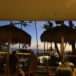 DUKE’S WAIKIKI - Updated May 2025 - 12262 Photos & 10080 Reviews - 2335 ...