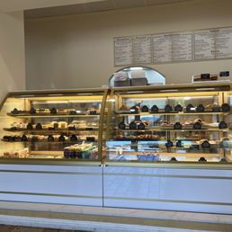 GIO’S BAKERY & CAFE - Updated September 2025 - 48 Photos & 58 Reviews - 711 Foothill Blvd, La ...