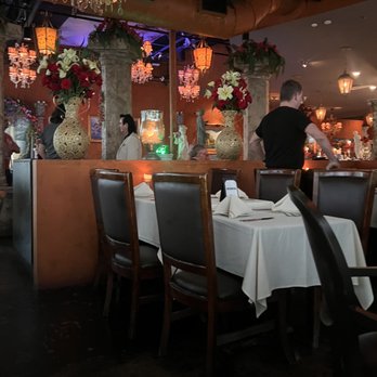 BELLINI’S ITALIAN CAFE AND BAR - Updated March 2025 - 280 Photos & 406 ...