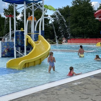 SEASHORE WATERPARK - Updated December 2025 - 21 Photos - 130 E Ulen Dr ...