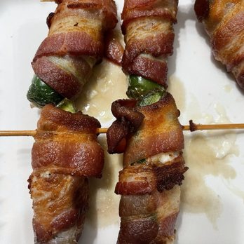 THE MAD APPLE BURGER & BILLIARD - Updated December 2025 - 70 Photos ...