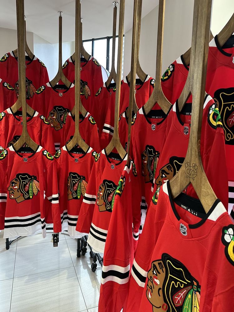 BLACKHAWKS STORE - Updated October 2025 - 47 Photos & 54 Reviews - 333 ...