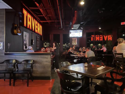 BARTONVILLE TAVERN - Updated January 2026 - 36 Photos & 45 Reviews ...