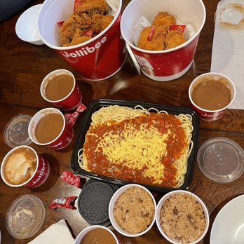 JOLLIBEE - Updated June 2024 - 734 Photos & 499 Reviews - 2180 Barranca ...