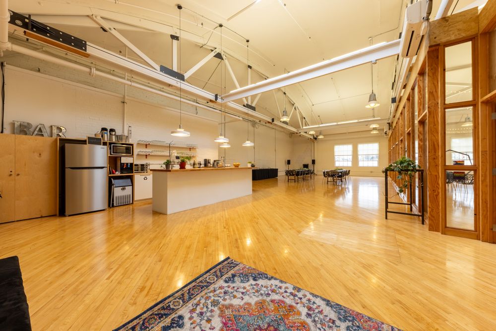 RAE LOFT - Updated September 2025 - 36 Photos - 2222 NE Oregon St ...