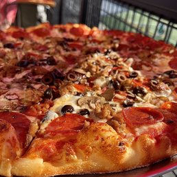 BALLARD PIZZA - WOODINVILLE - Updated January 2026 - 99 Photos & 123 ...
